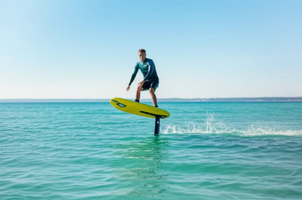 🏄‍♂️ 7 Best Hydrofoil Boards for Beginners & Their Key Features (2025 ...